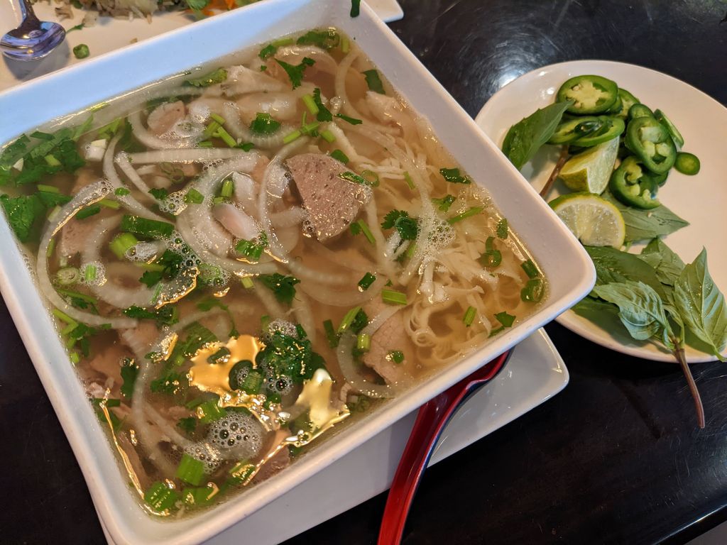 Lucky Corner Vietnamese - YourMenu®